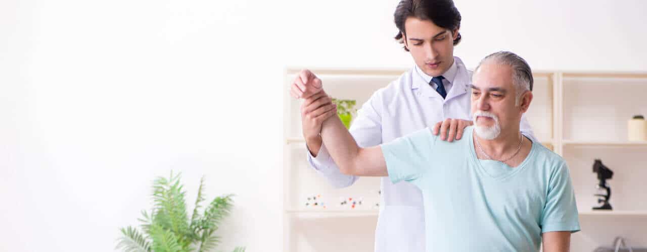 Shrug Off Shoulder Pain With A Physical Therapist’s Help | Wright Physical Therapy